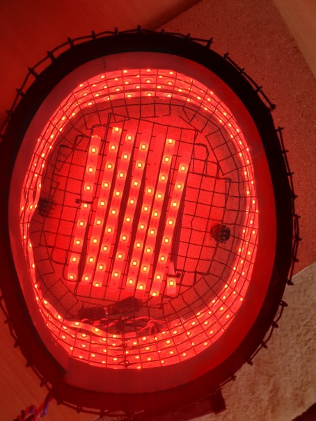 DIY red light hat – Red lights on the brain